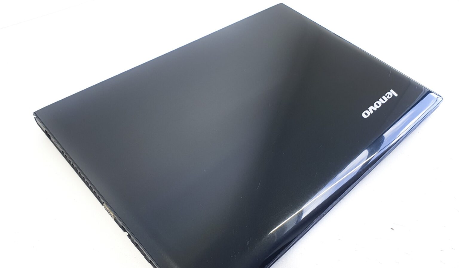 15.6" Lenovo G51-35 Laptop - 16GB RAM, 256GB SSD - Thunder Store