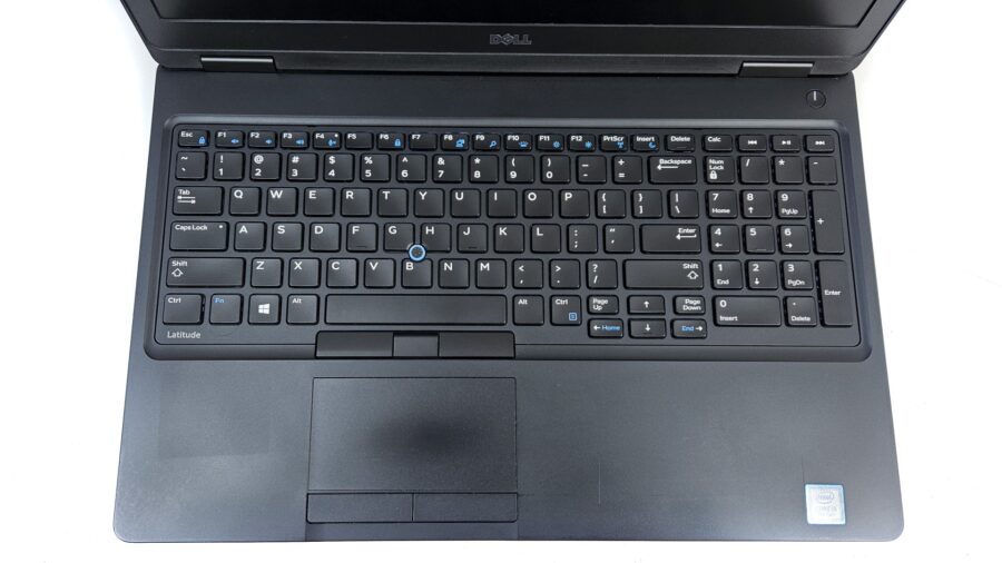 15.6" Dell Latitude 5580 laptop - Thunder Store